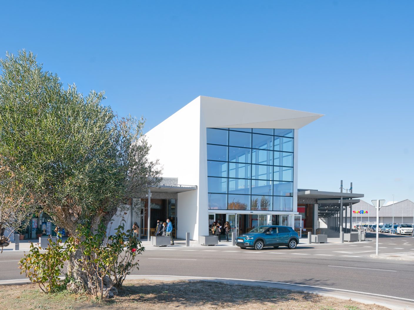 Redevco | Your urban real estate partner.