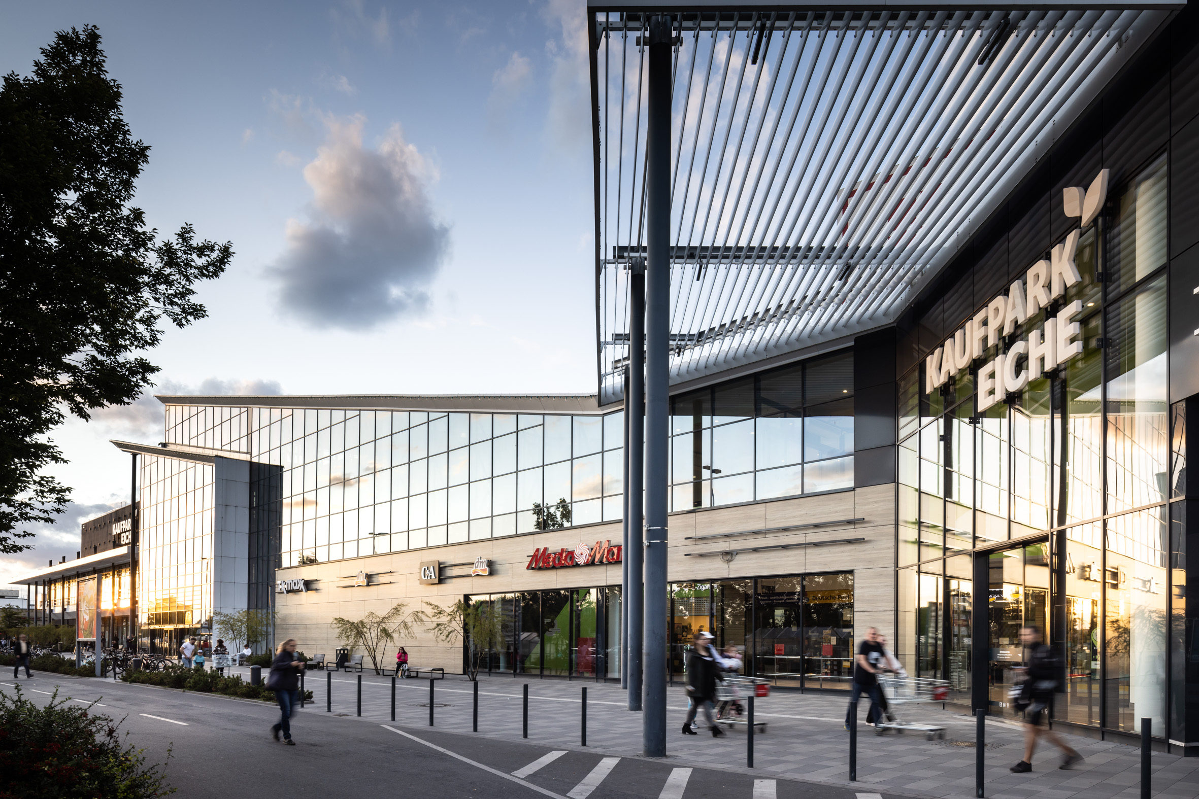 Stilvolle Nike Kaufpark Eiche Bilder